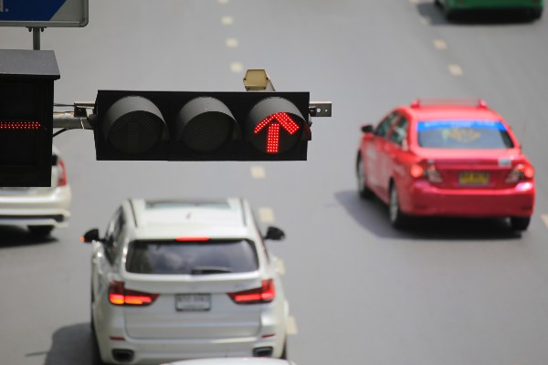 What To Do If A Driver Runs Red Light And Causes Accident In Houston